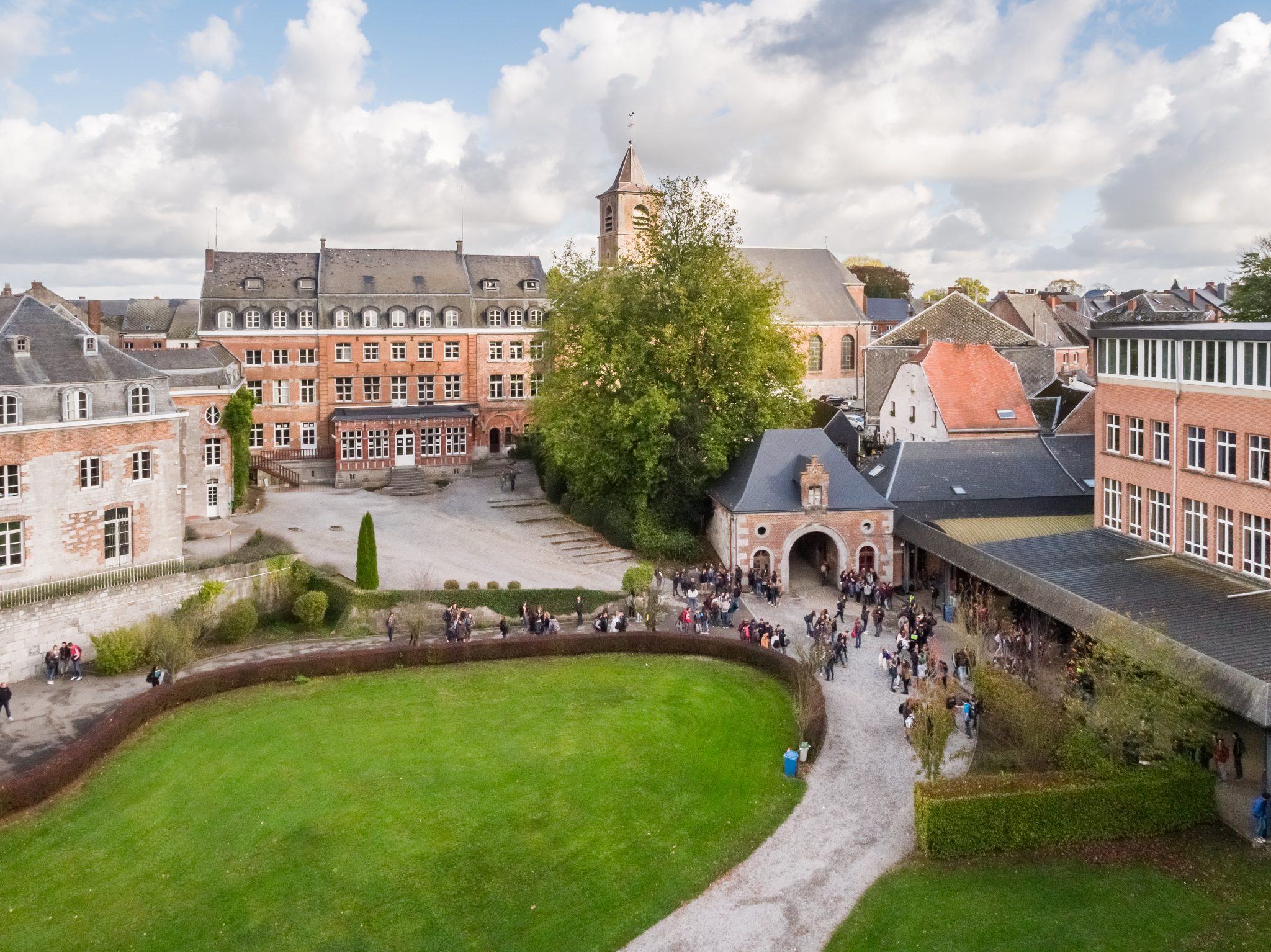 INSTITUT PARIDAENS | Enseignement Catholique (SeGEC)